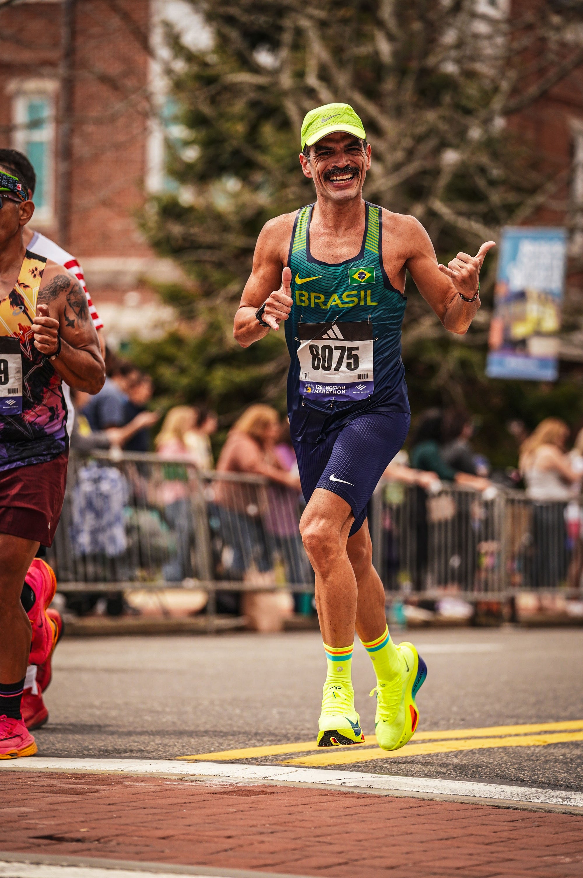 SHYU - running socks designed for you and your race day super shoe